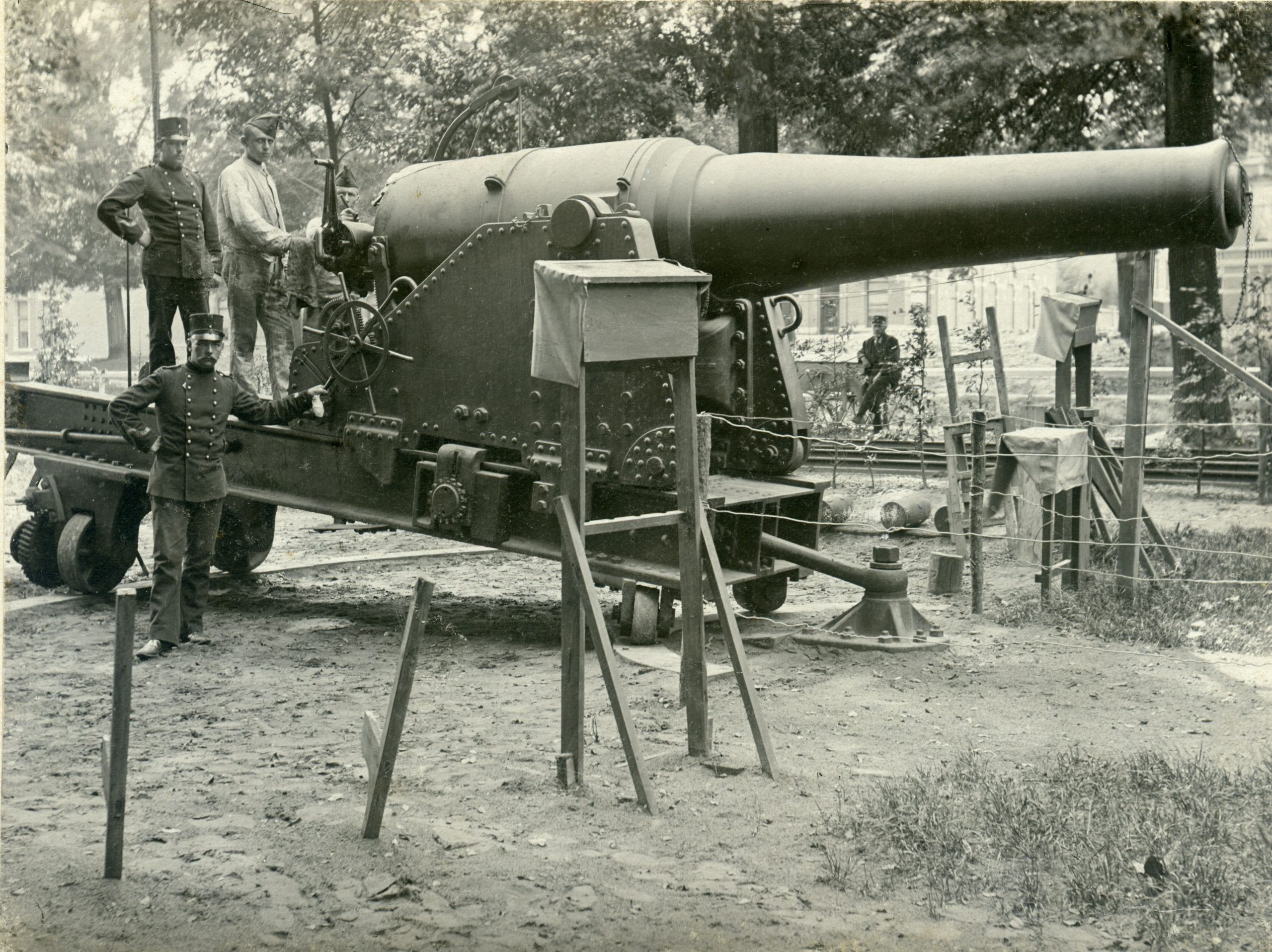 Het grootste kanon in ons museum - Nationaal Militair Museum