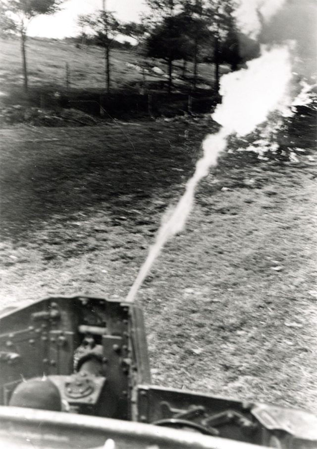 Wasp Mk.II vlammenwerper - Nationaal Militair Museum